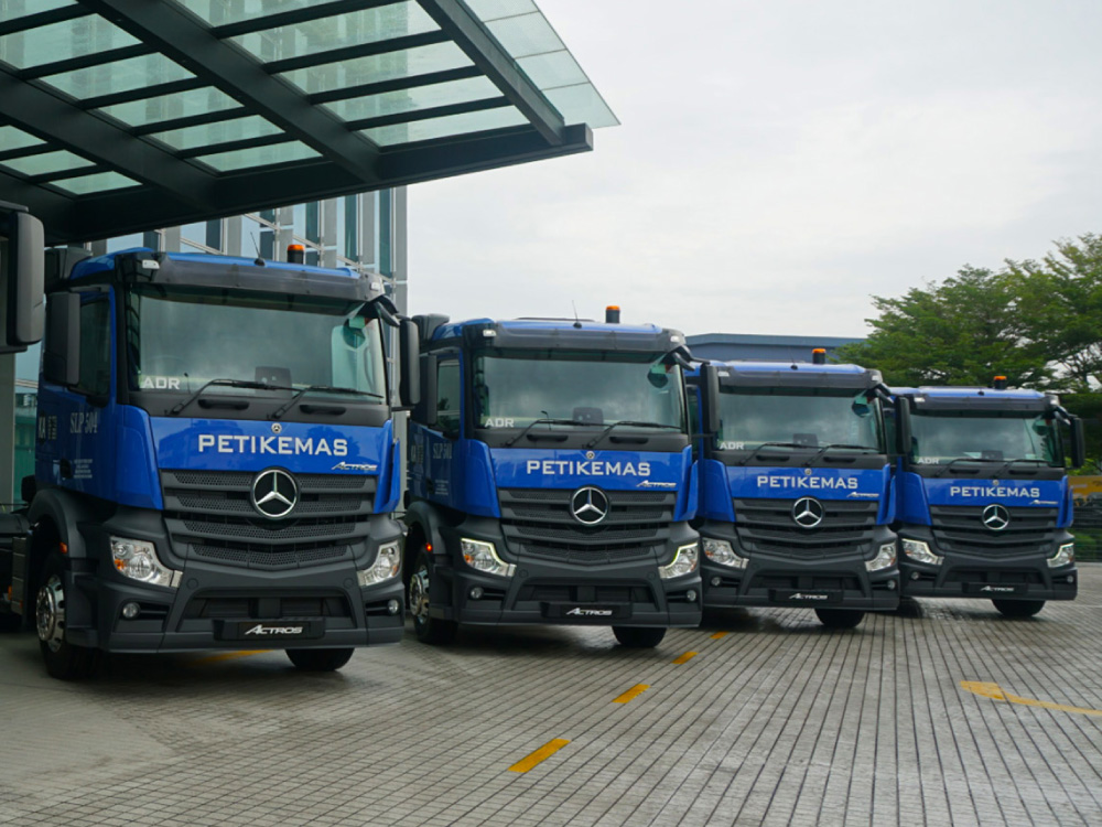 About Us | Petikemas Group